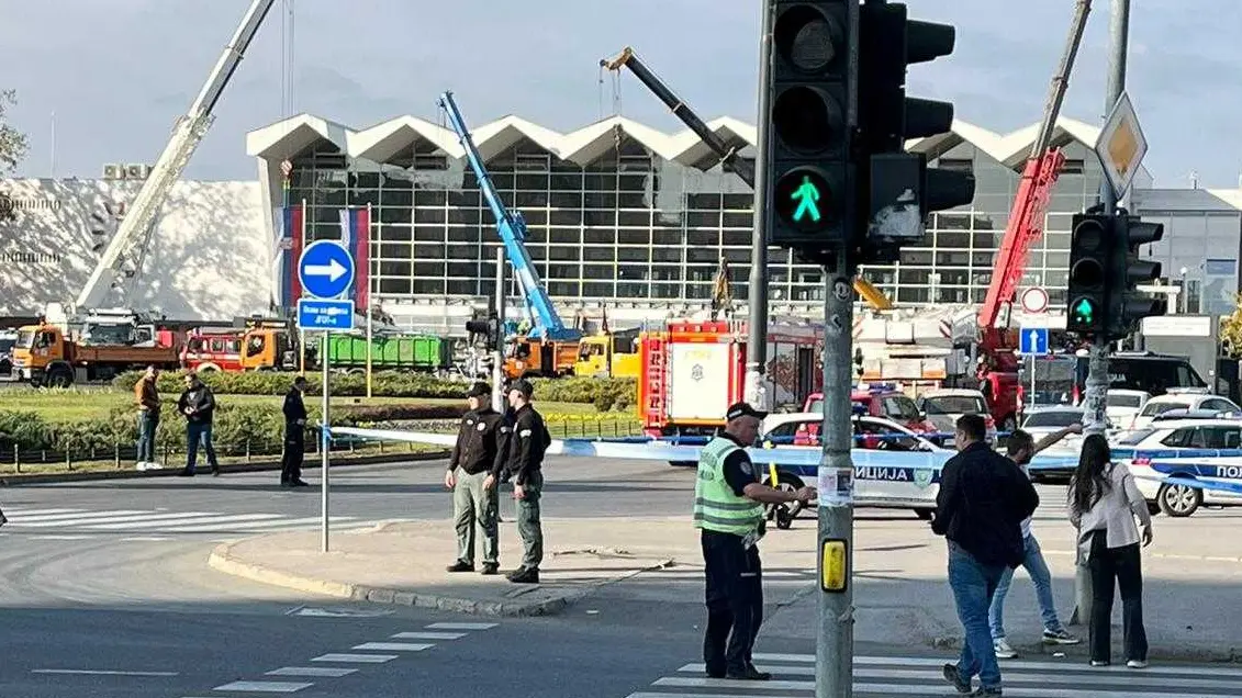 Počelo objavljivanje dokumenata povodom pada nadstrešnice u Novom Sadu: Sve će biti na sajtu Vlade